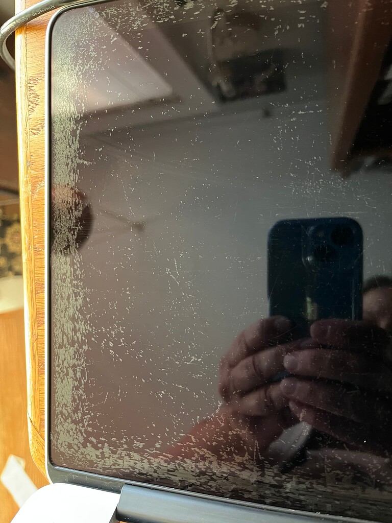 Screen delamination on 2015 MacBook Pro - TidBITS Talk - TidBITS Talk